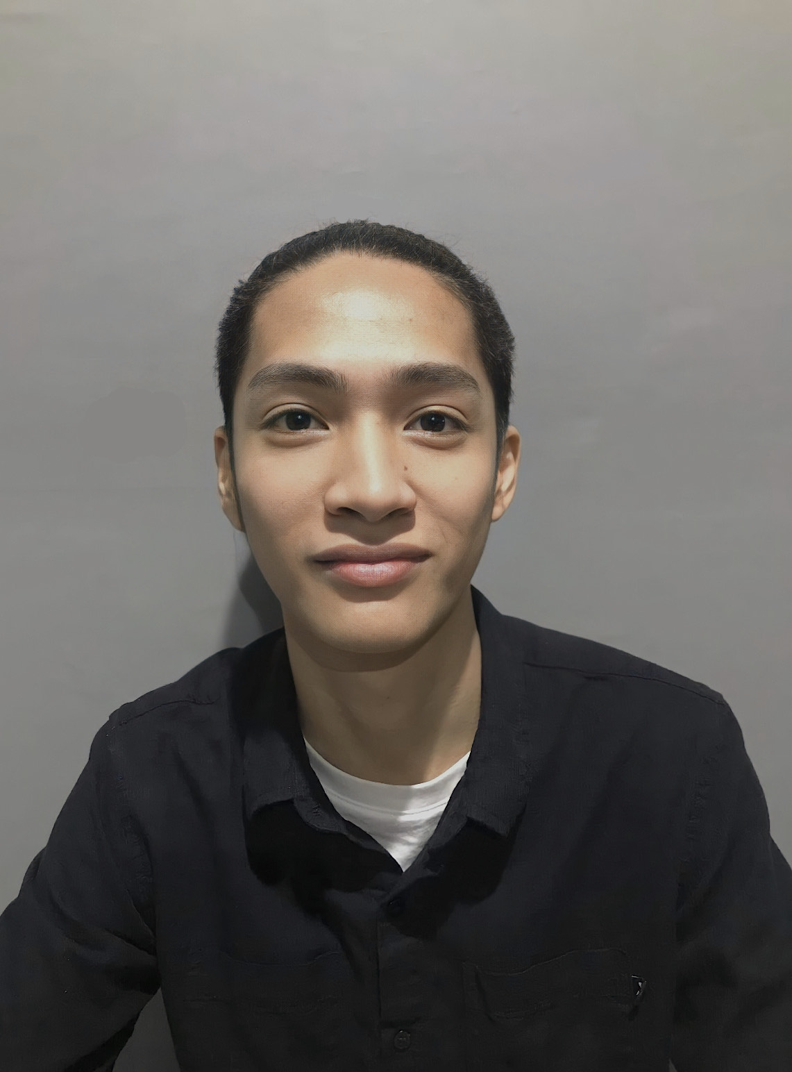 Rikko R. Mejorada // Social Media Manager - Myprofile