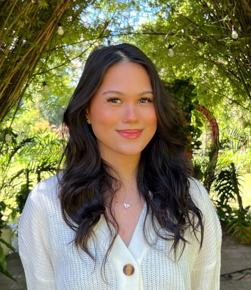 Pauline Eunice A. Samson // Social Media Manager - Myprofile