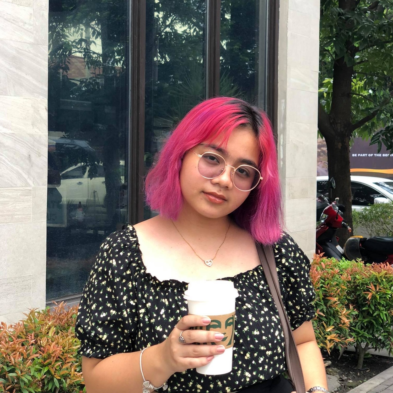 Trichi Joy Pring // Social Media Manager - Myprofile