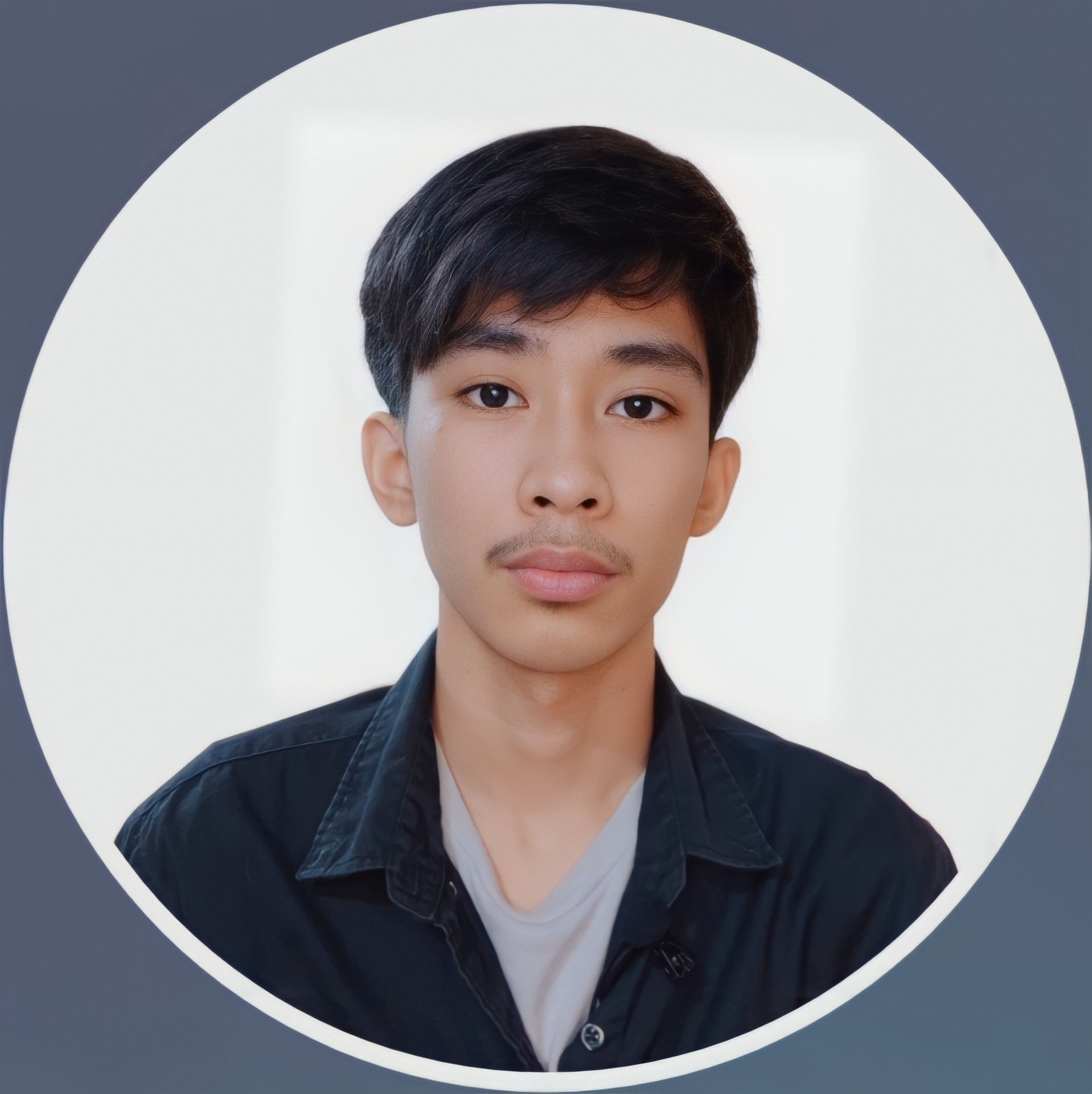 John Nilo Avanceña // Social Media Expert - Myprofile