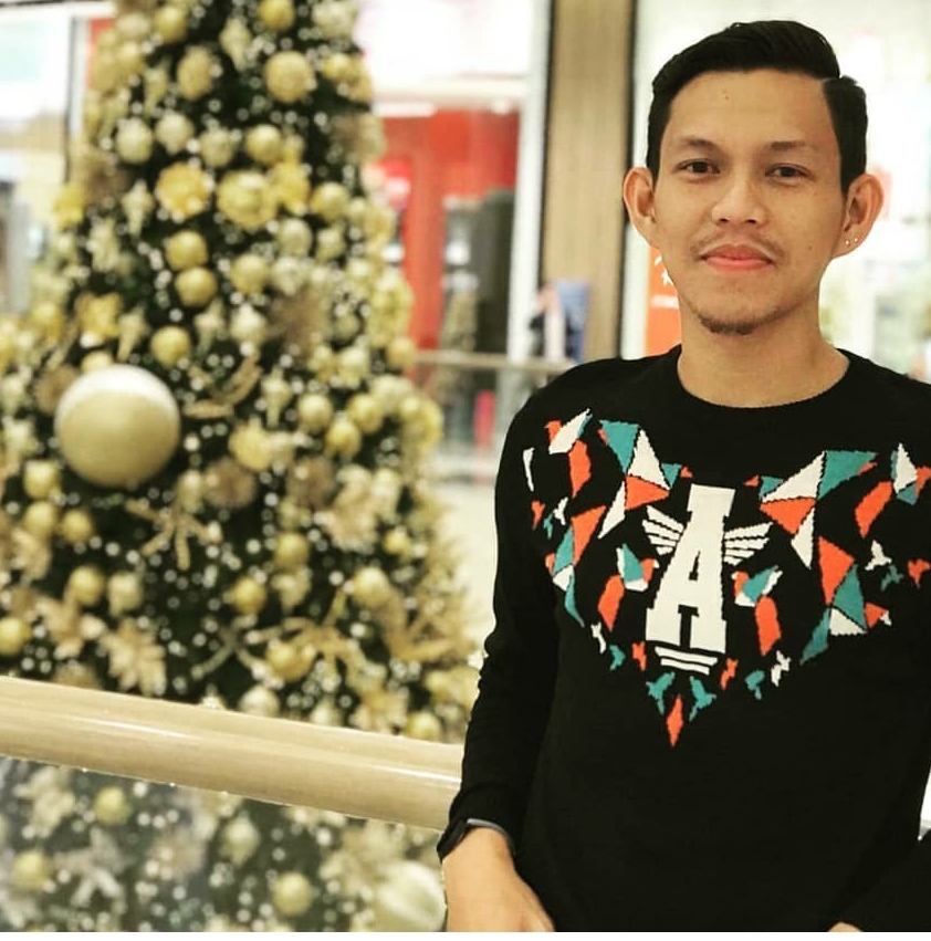 Vandolf M. Villarin // Social Media Manager | SEO Specialist - Myprofile