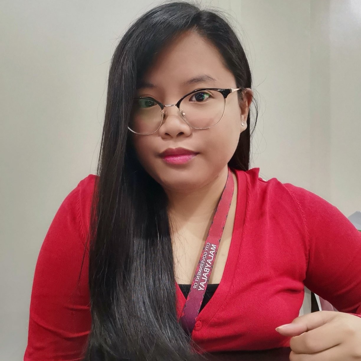 Eunice Alegarbes // Virtual Assistant - Myprofile