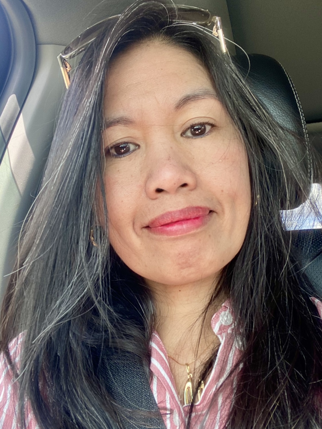 Myra Gracia Ocbina Moran // Virtual Assistant - Myprofile