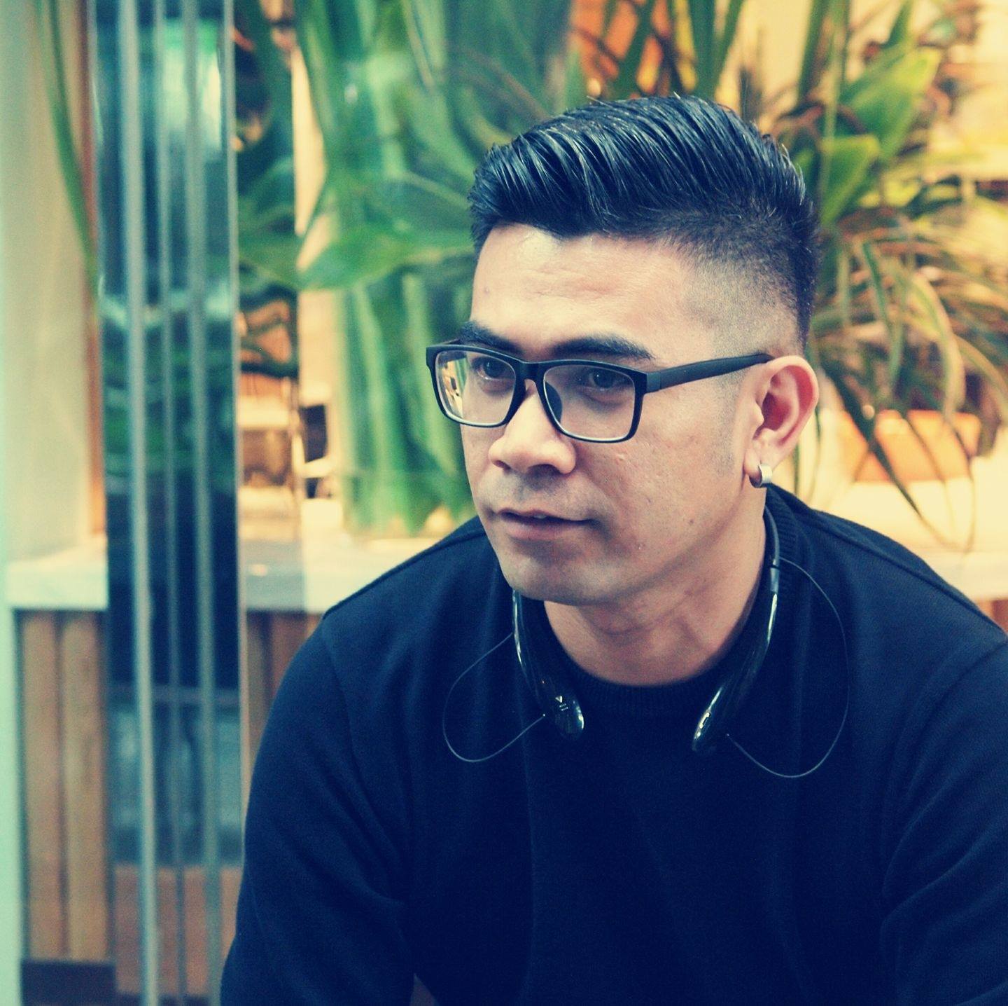 Simplicio D. Ruizol Jr. // Social Media Manager - Myprofile