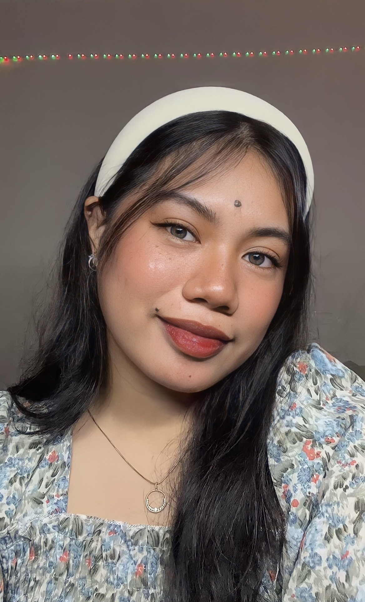 Hazel Mae M. Reyes // Virtual Assistant - Myprofile