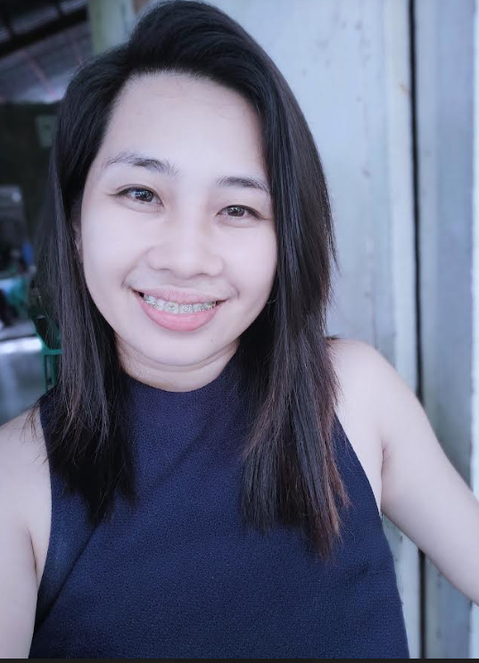 Hezel C. Cantal // Social Media Specialsit - Myprofile