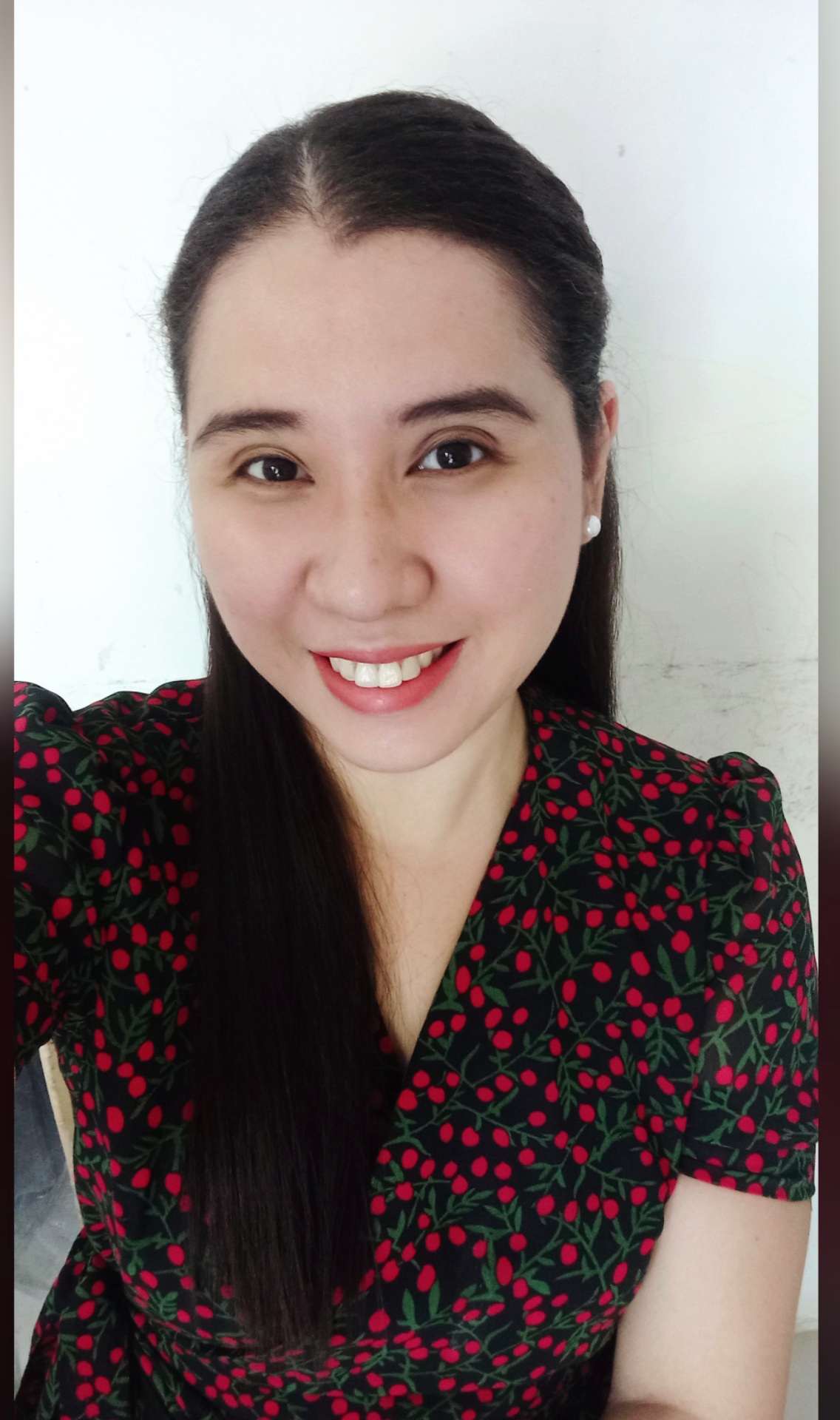 Janine D. Reporas // Social Media Expert - Myprofile