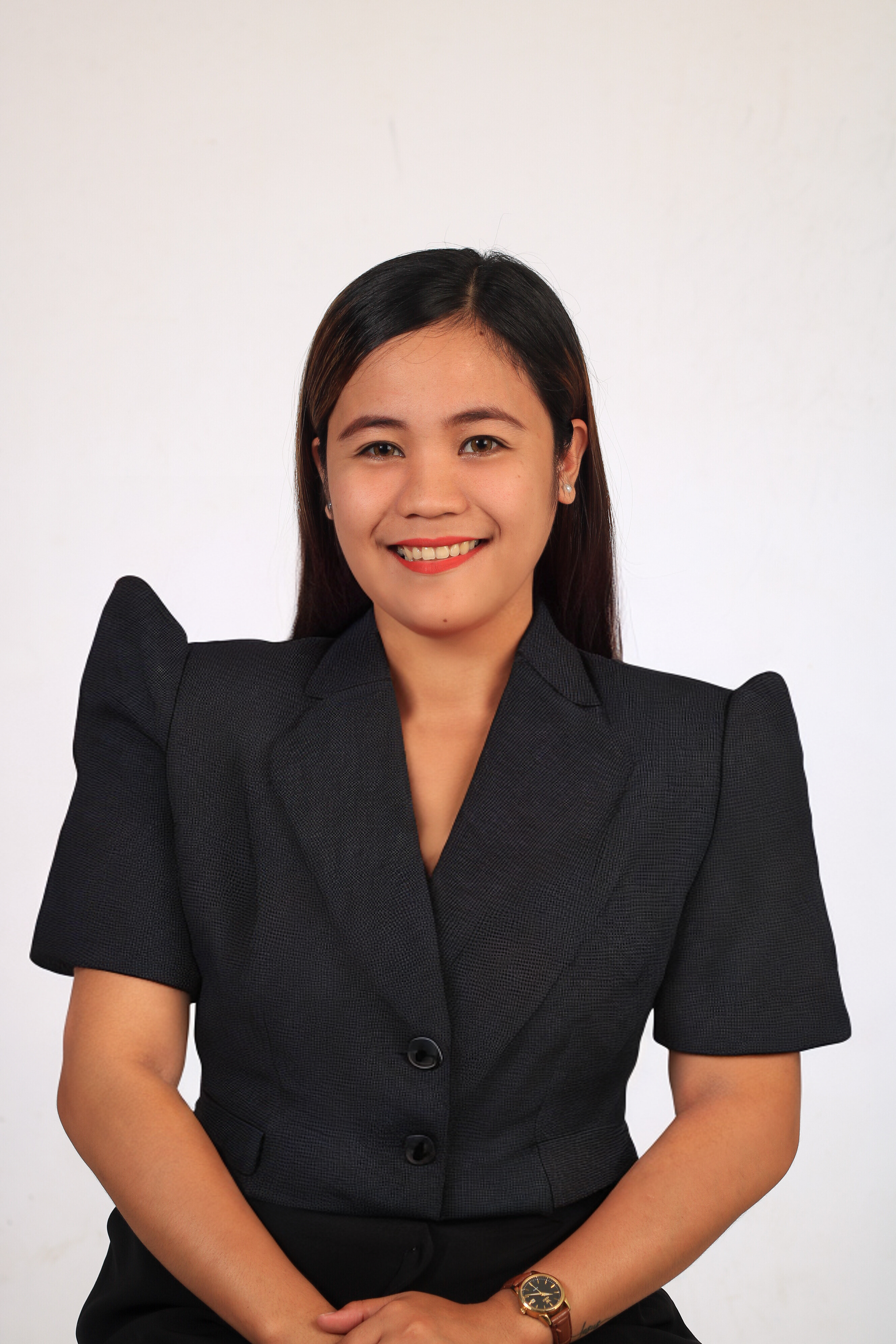 Rey-Ann Villanueva Manalo // Executive Assistant - Myprofile