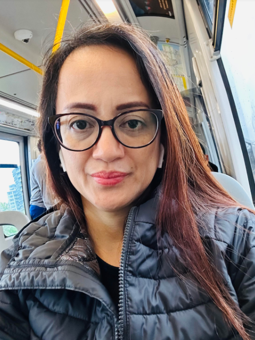 Rowena Switzer // Virtual Assistant - Myprofile