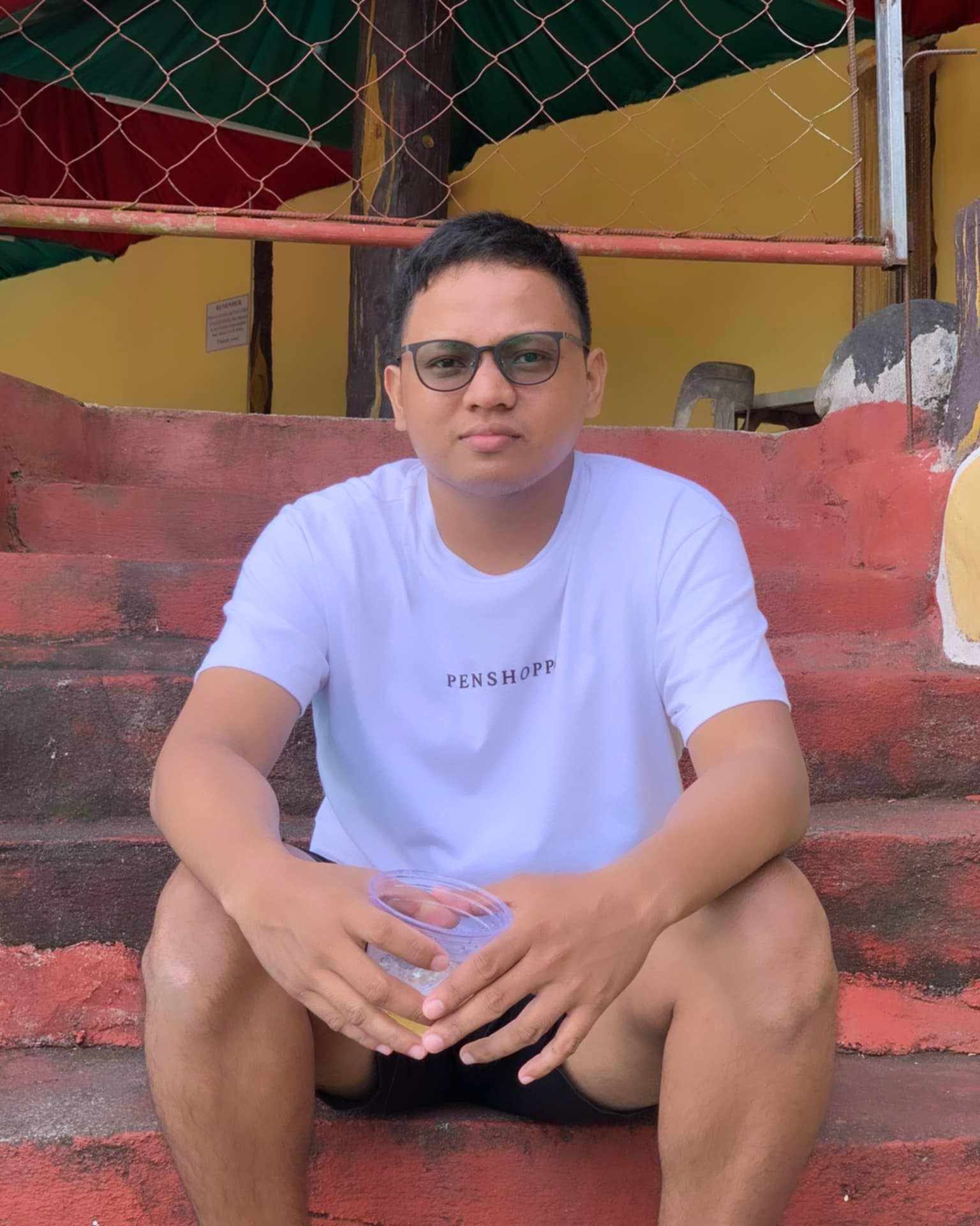 Sam Joseph I. Llander // Social Media Specialist - Myprofile