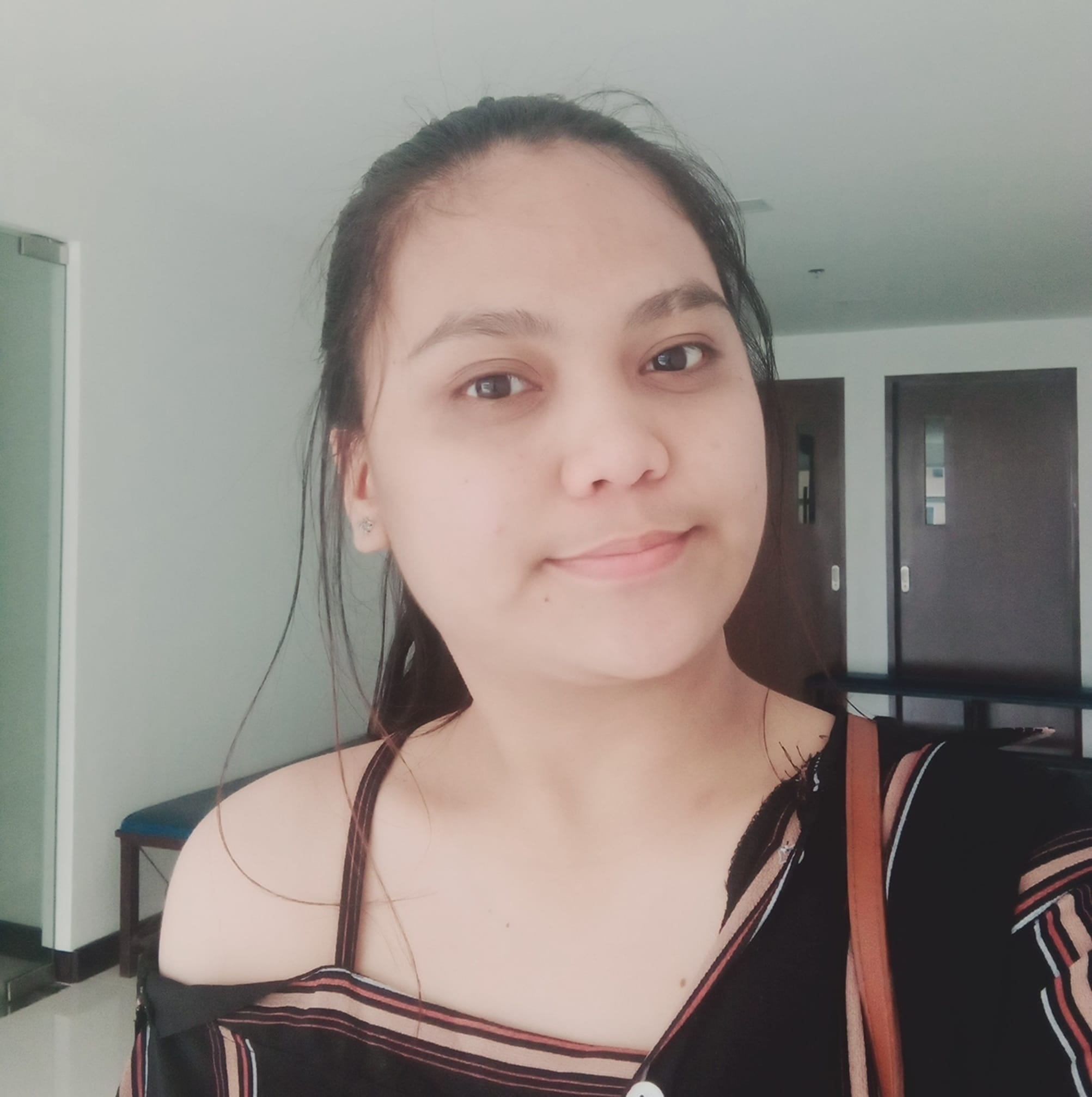 Redge Anne Lavadia Lozada // Virtual Assistant - Myprofile